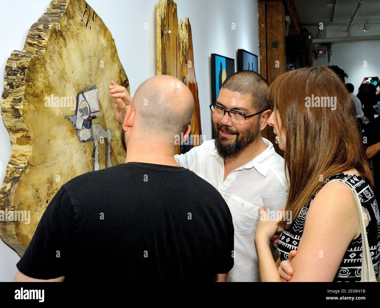 Artist Ted Lincoln shows his artworks to Marc Paper Scissor and Katie ...