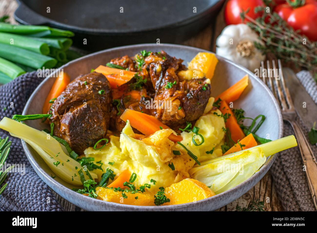 Meat and vegetables slow cooking hi-res stock photography and images ...