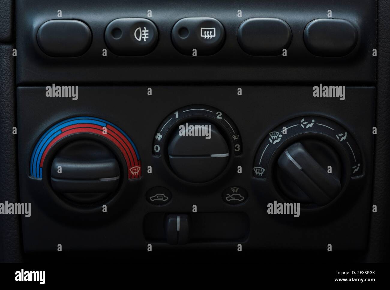 Temperature knobs hi-res stock photography and images - Alamy