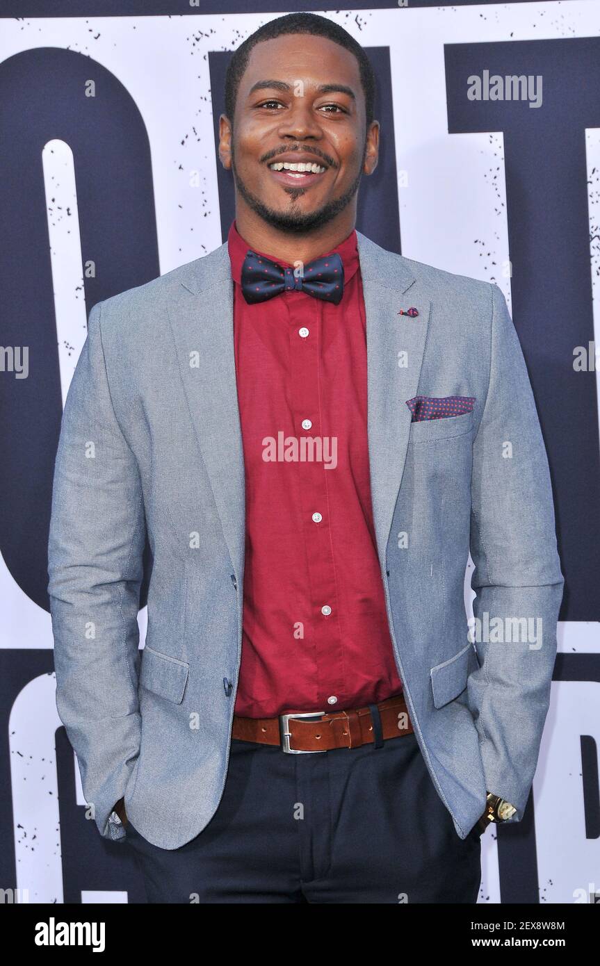 Cleavon McClendon arrives at the "Straight Outta Compton" Los Angeles ...