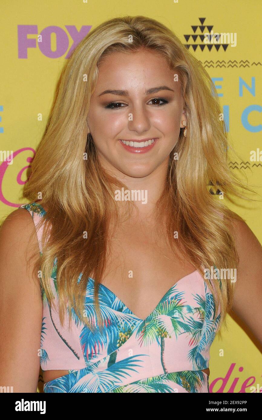 16 August 2015 - Los Angeles, California - Chloe Lukasiak. Teen Choice ...