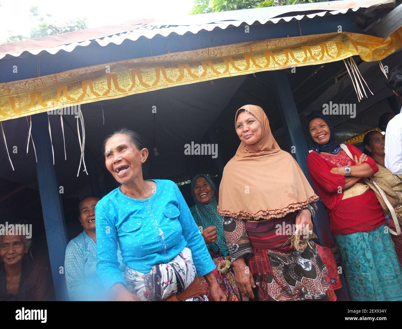 Stands out in crowd hi-res stock photography and images - Alamy