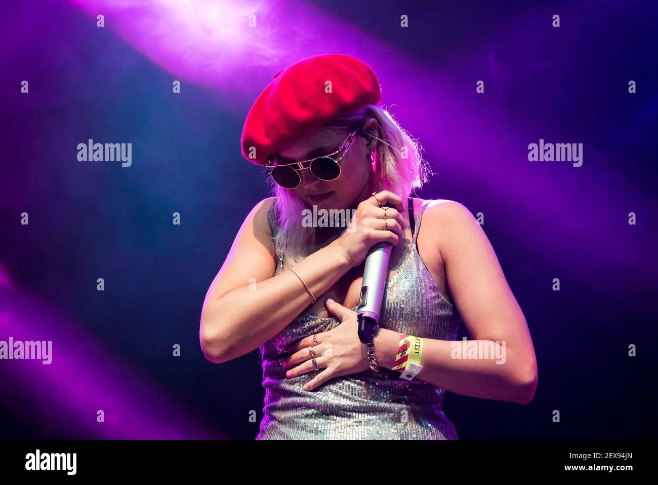 Rose marie singer hi-res stock photography and images - Alamy