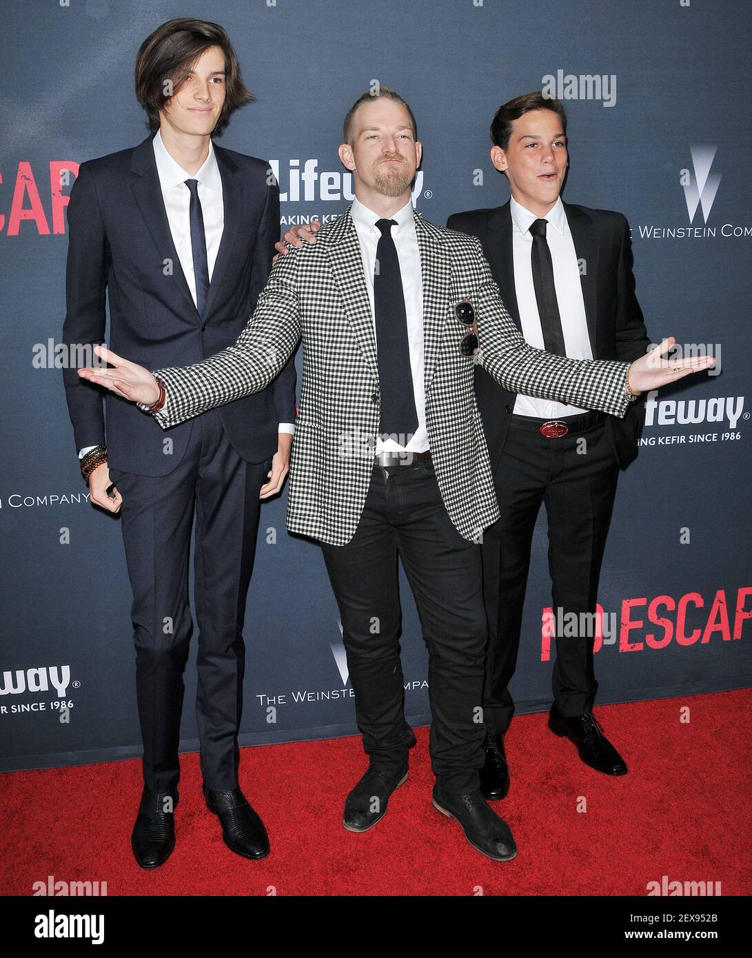 (L-R) Dylan Brosnan, Sean Brosnan and Paris Brosnan arrives at the "No ...
