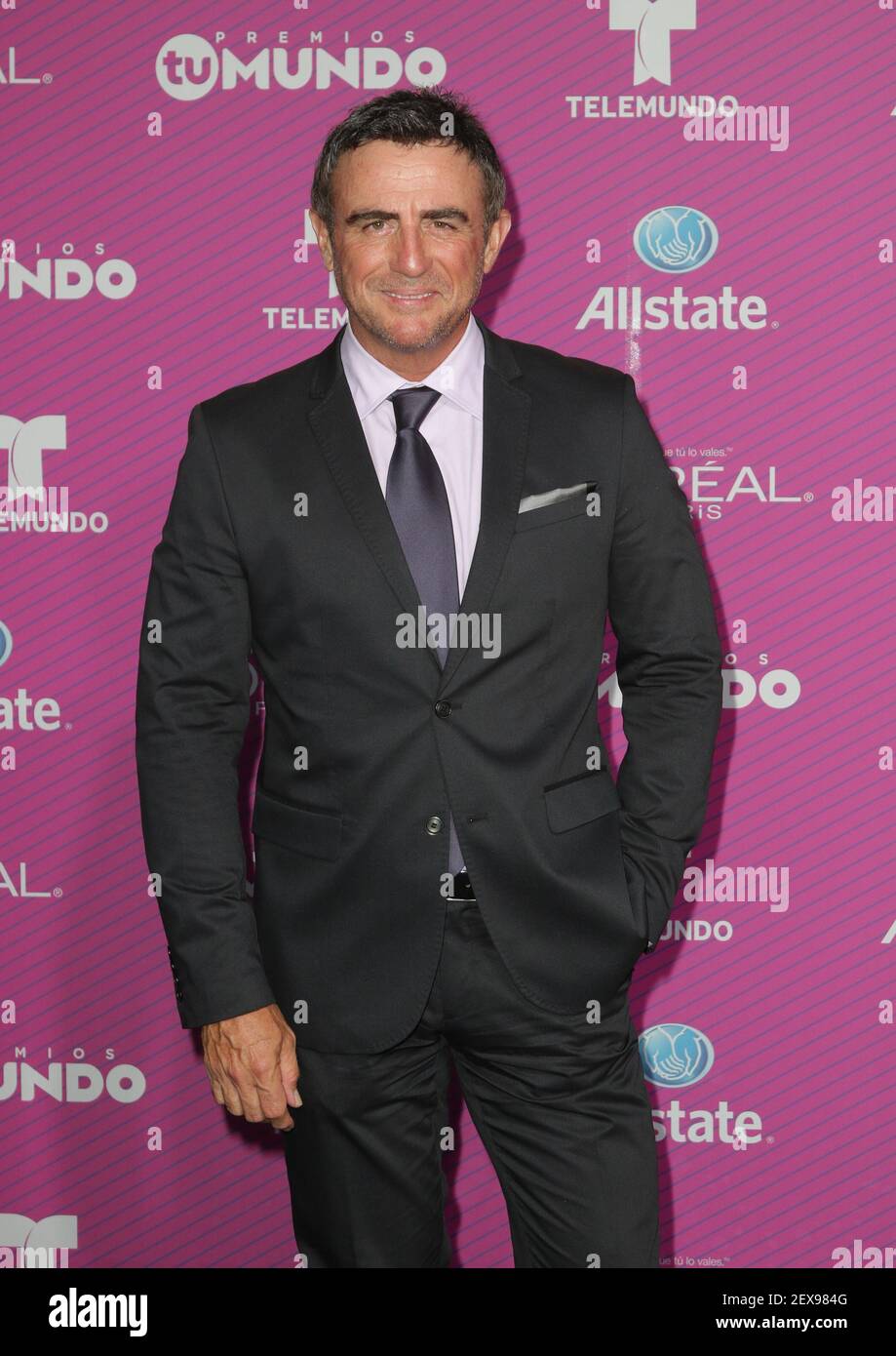 MIAMI,FL-AUGUST 20: Fernando Carrera arrives at Telemundo's 'Premio Tu ...