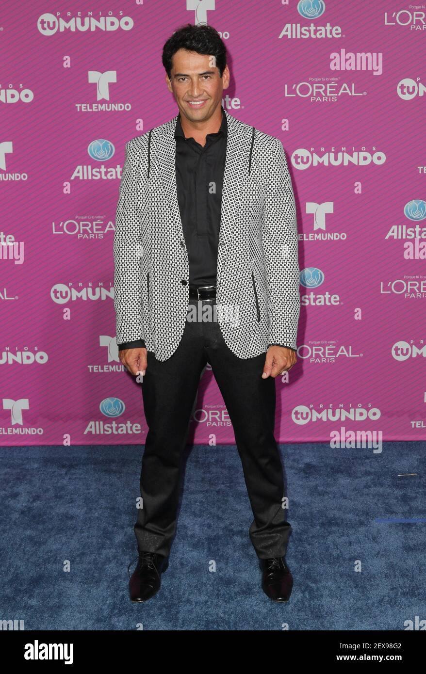 MIAMI,FL-AUGUST 20: Gabriel Porras arrives at Telemundo's 'Premio Tu ...