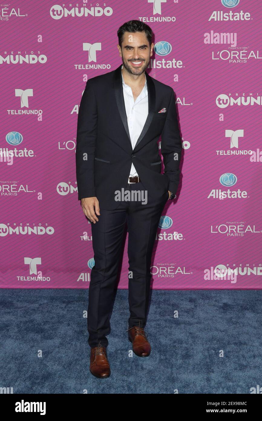 MIAMI,FL-AUGUST 20: Lincoln Palomeque arrives at Telemundo's 'Premio Tu ...
