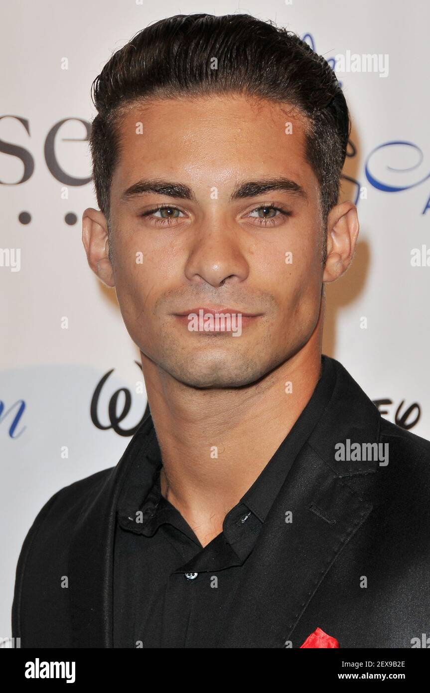 Hector David Jr Model