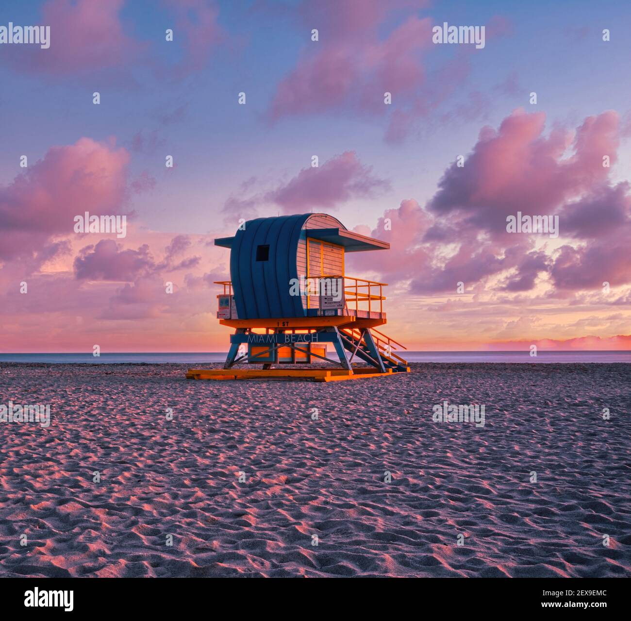 Miami beach purple lifeguard house hi-res stock photography and images ...