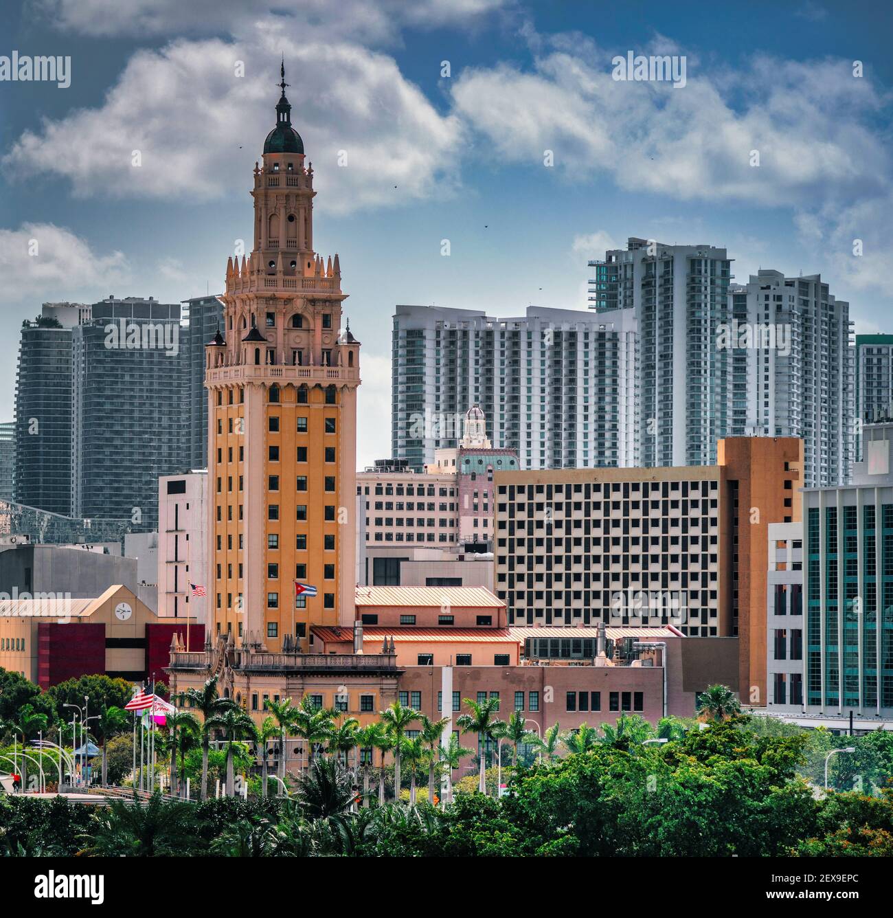 Freedom tower in miami florida hi-res stock photography and images - Alamy