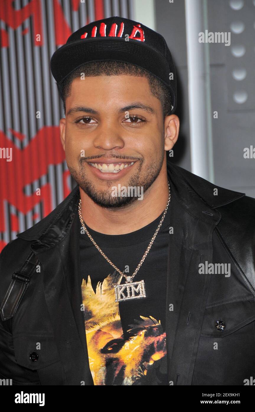 O'Shea Jackson Jr. arrives at the 2015 MTV Video Music Awards held at ...