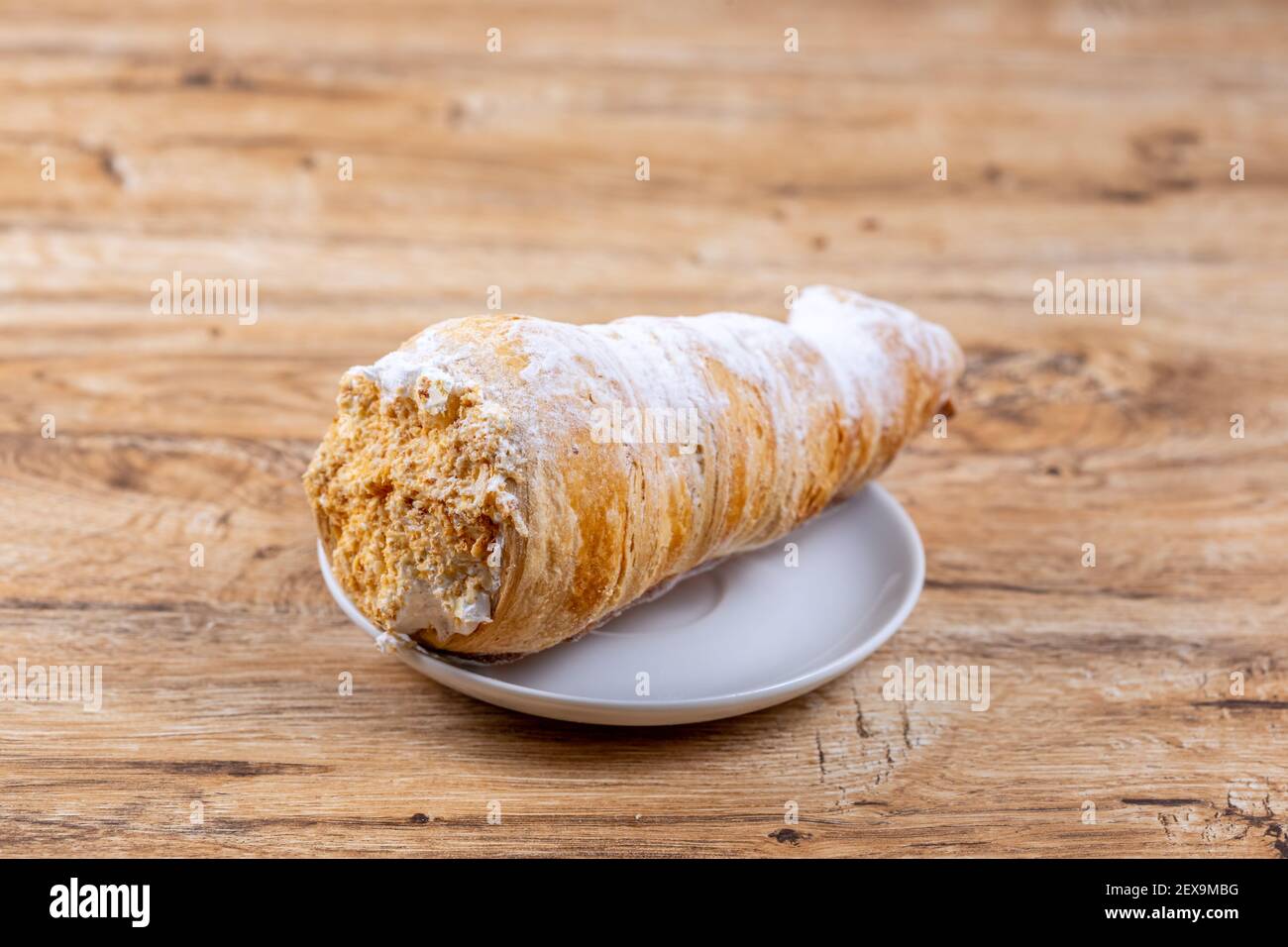 Puff pastry cream cone hi-res stock photography and images - Alamy