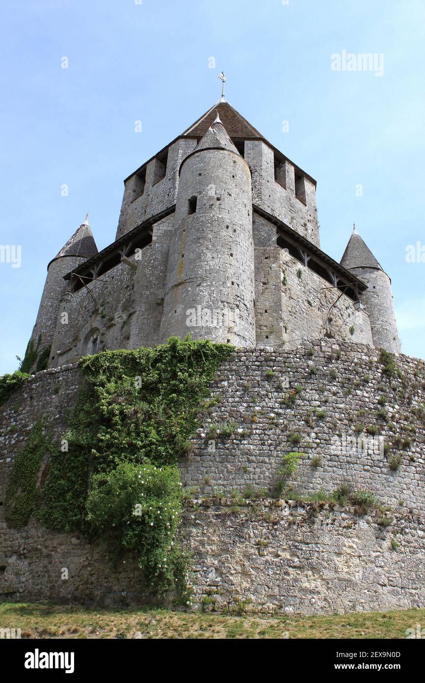 Castles roof and tower hi-res stock photography and images - Alamy