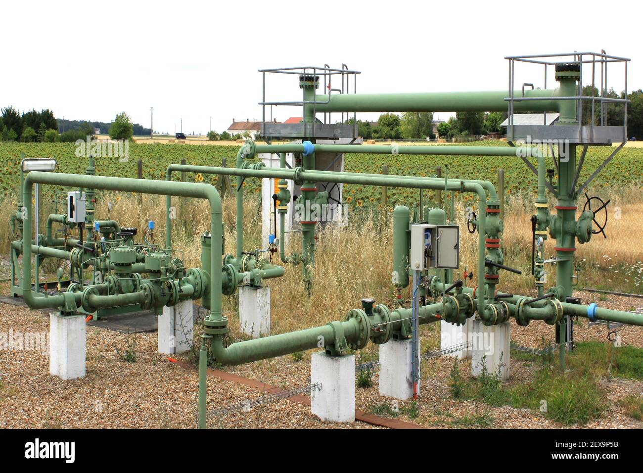 Renewable pipes hi-res stock photography and images - Alamy