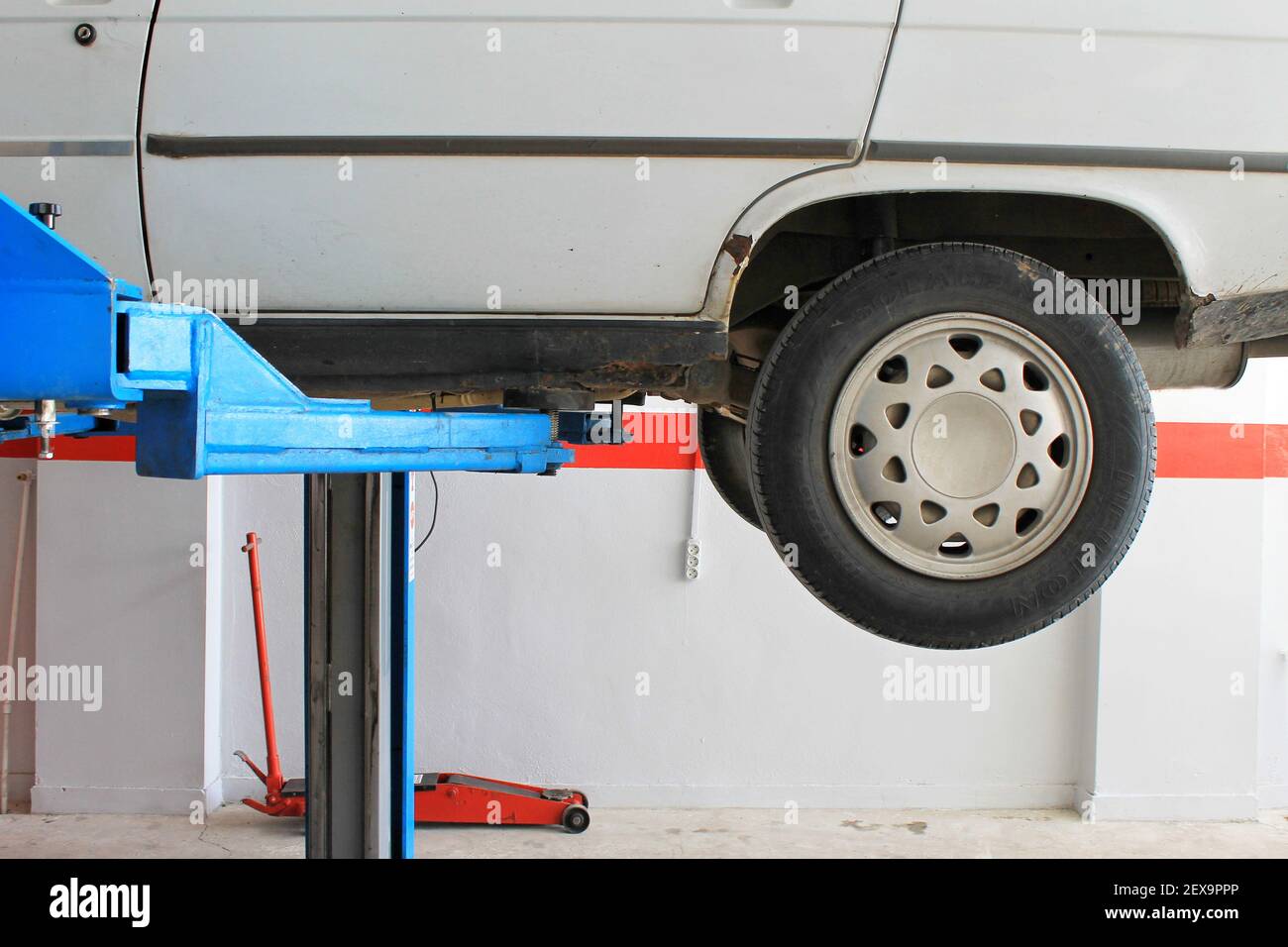 An old Renault spring car being repaired at a Turkish car service Stock ...