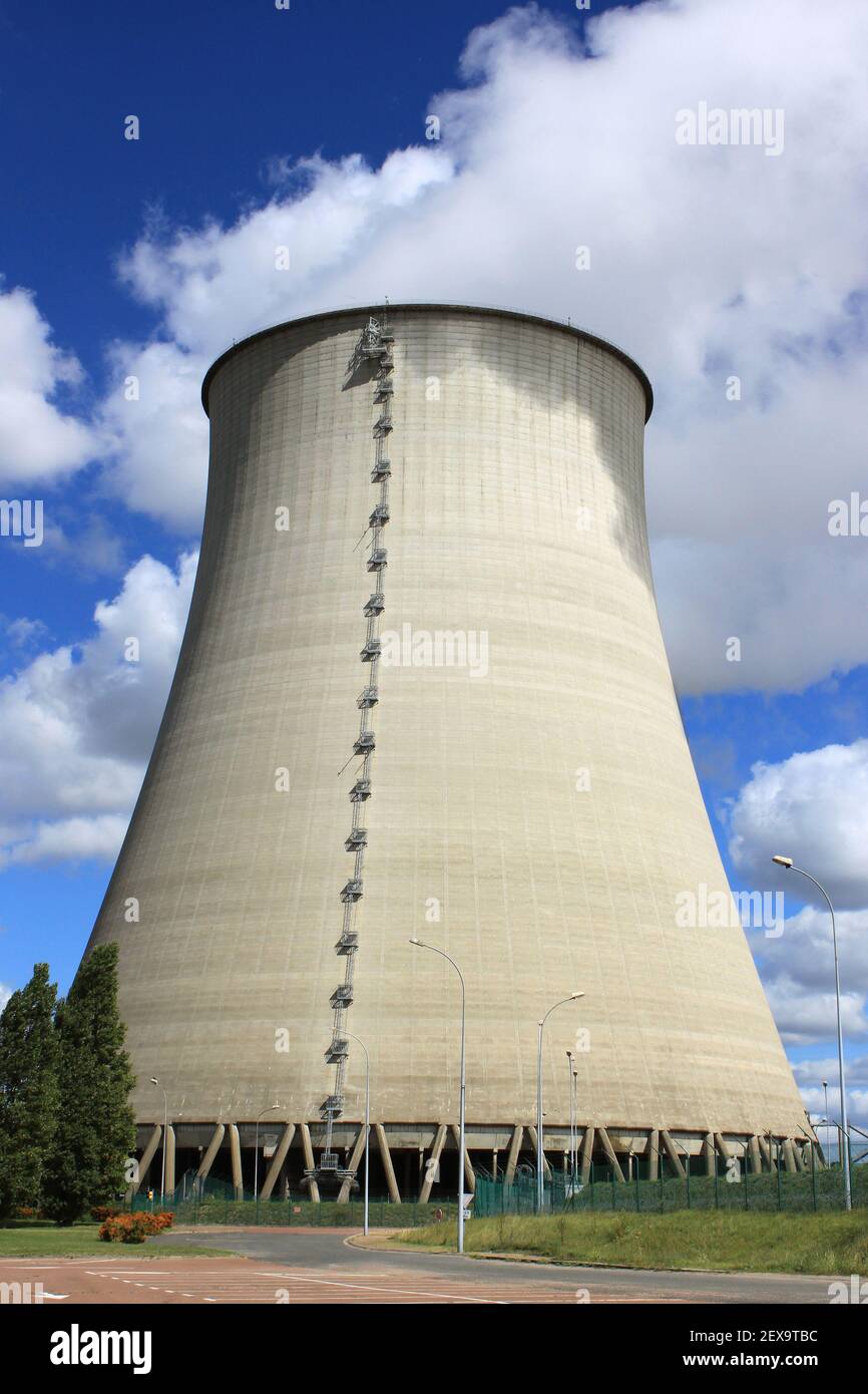 Nuclear production hi-res stock photography and images - Alamy