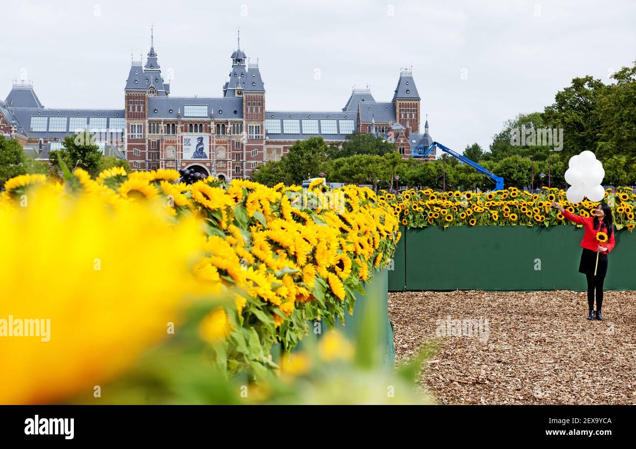 6-9-2015 AMSTERDAM - Official opening of the new entrance of the van ...