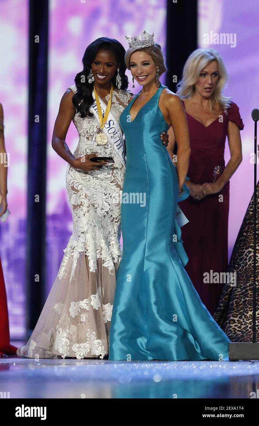 08 September 2015 - Atlantic City, NJ- Miss America Kira Kazantsev ...