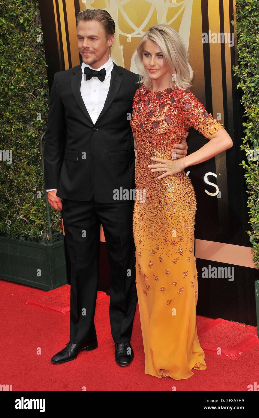 (L-R) Derek Hough and Julianne Hough arrives at the 2015 Creative Arts ...