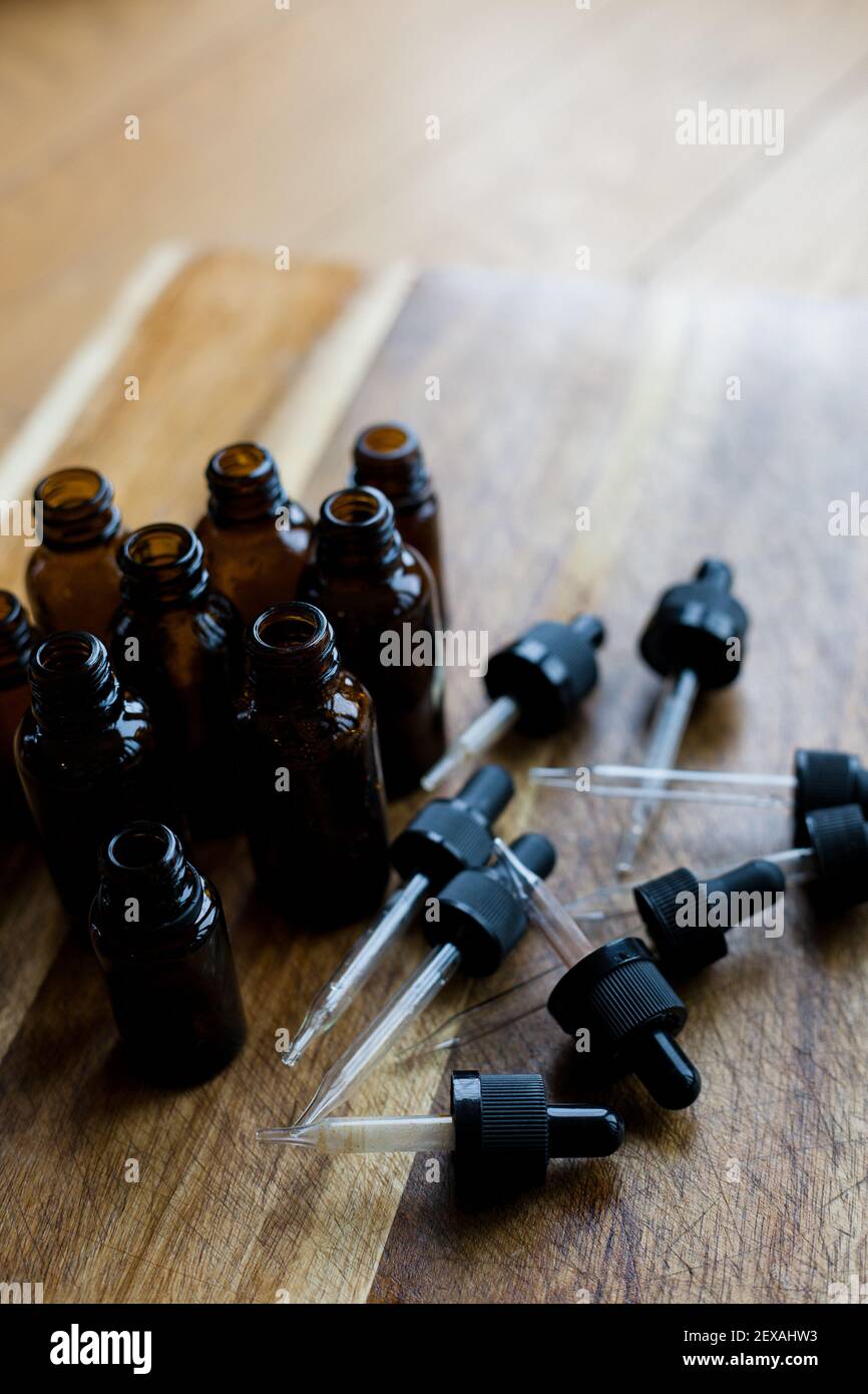 Empty dropper bottles hi-res stock photography and images - Alamy