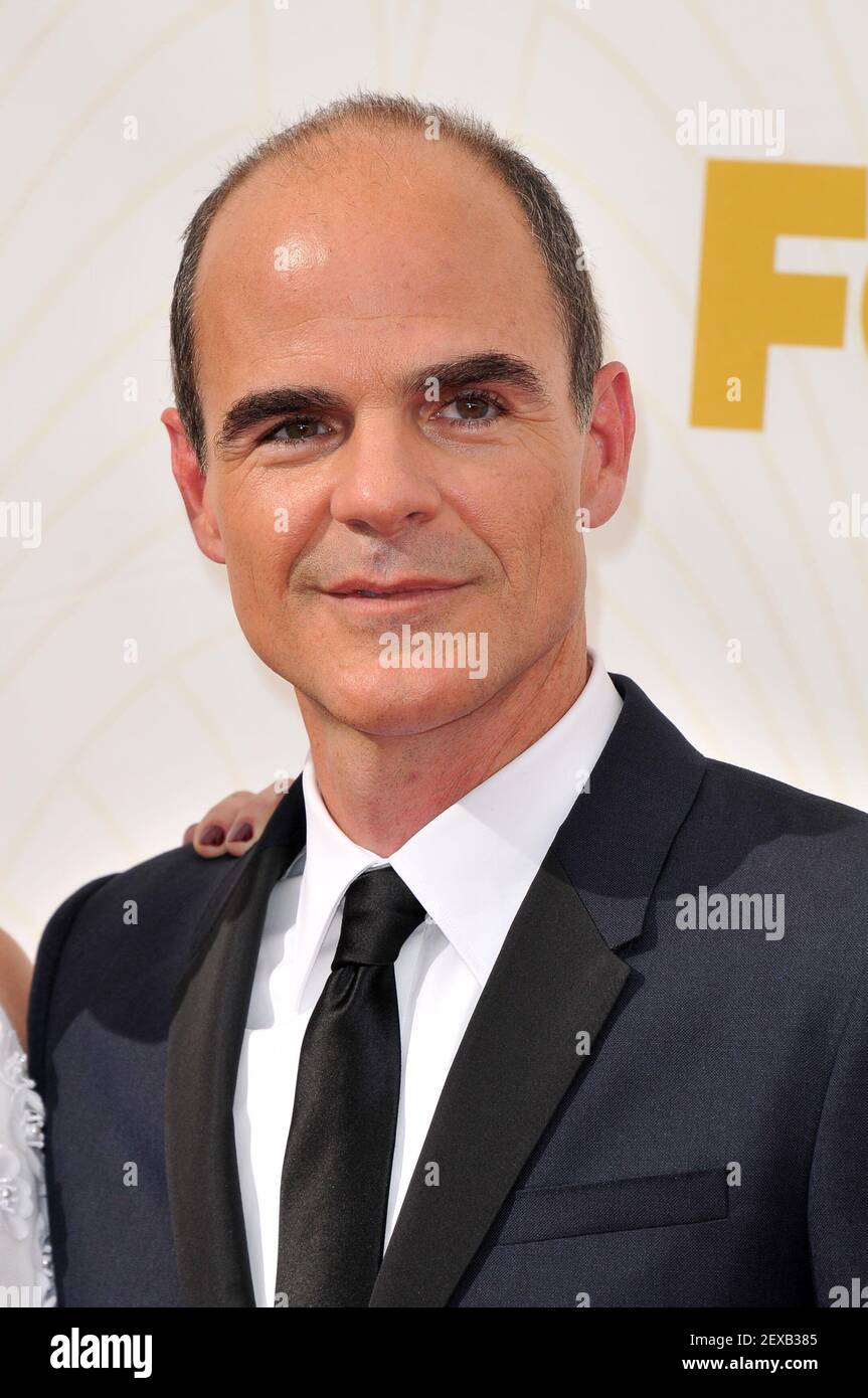 Michael Kelly arrives at the 67th Emmy Awards held at Microsoft Theater ...