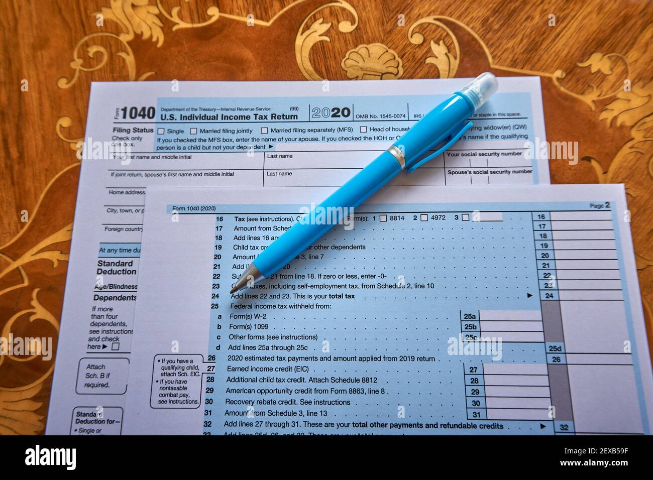 US 1040 Tax Form Stock Photo - Alamy