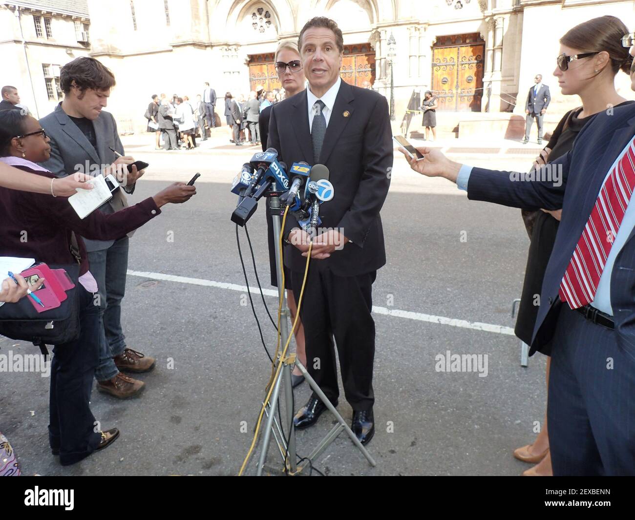 Gov. Andrew Cuomo with Sandra Lee speaks after funeral for Cuomo ...