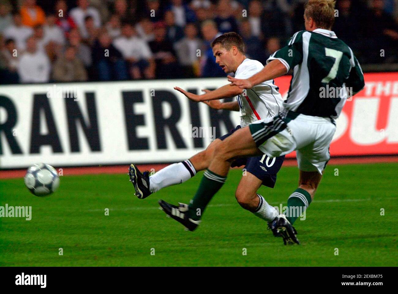 GERMANY V ENGLAND IN THE PLYMPIC STADIUM MUNICH 1/9/2001 OWEN SCORES ...