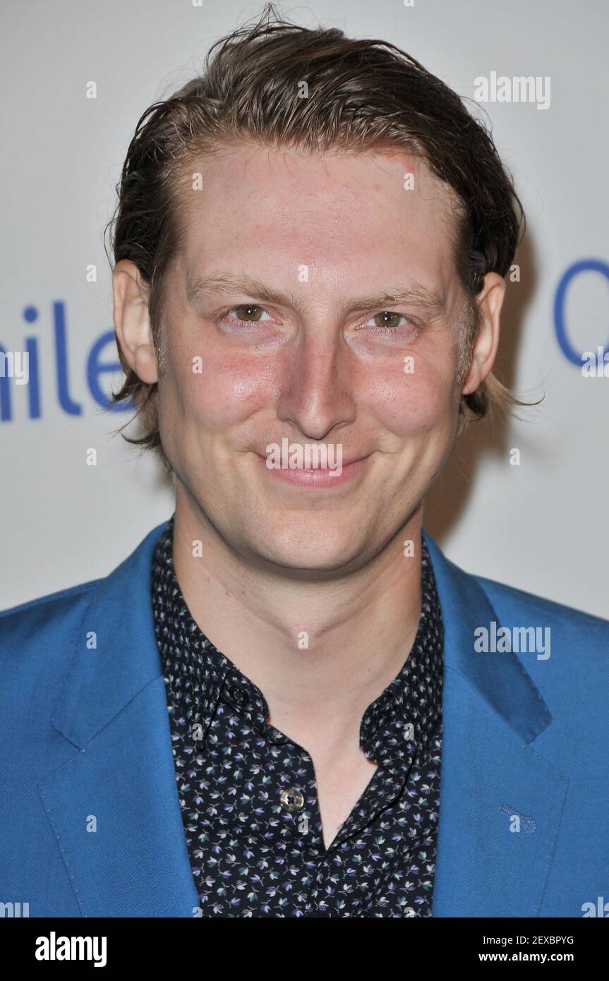 Eric Hutchinson arrives at the 2015 Smile Gala by Operation Smile held ...