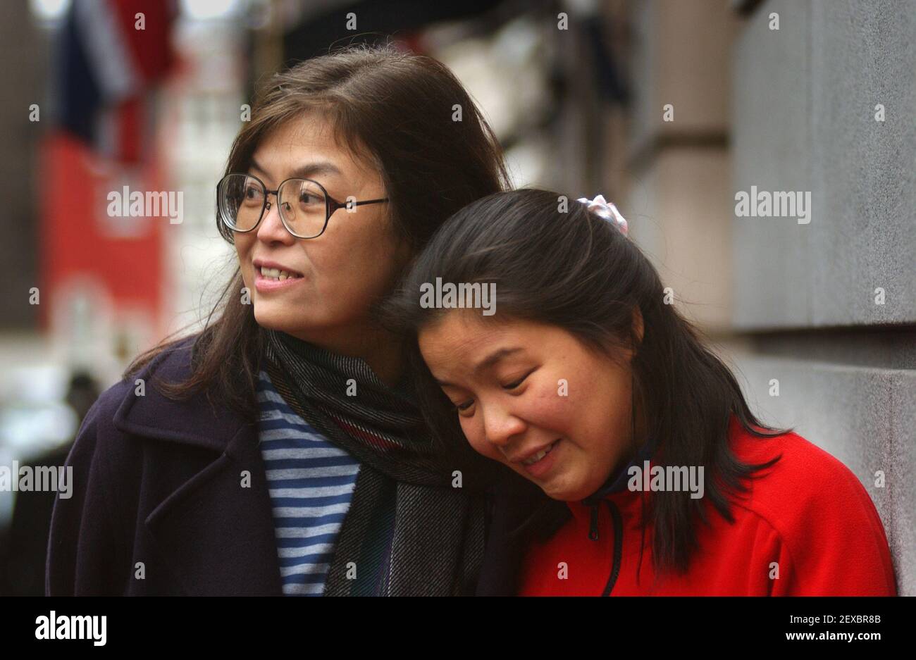 LIN COOK WITH HER DAUGHTER. 25/1/02 PILSTON Stock Photo - Alamy