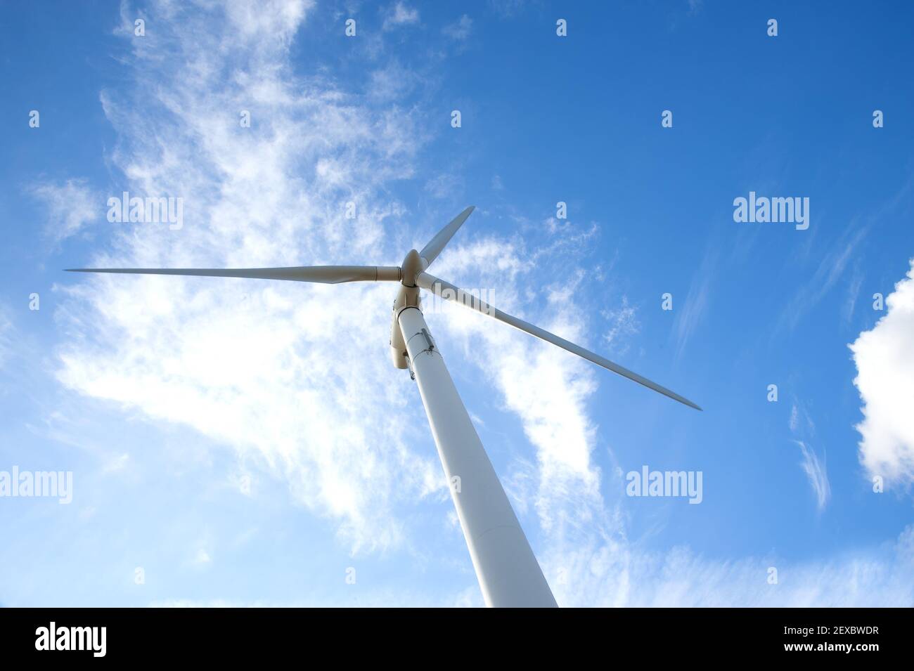 Wind craft hi-res stock photography and images - Alamy