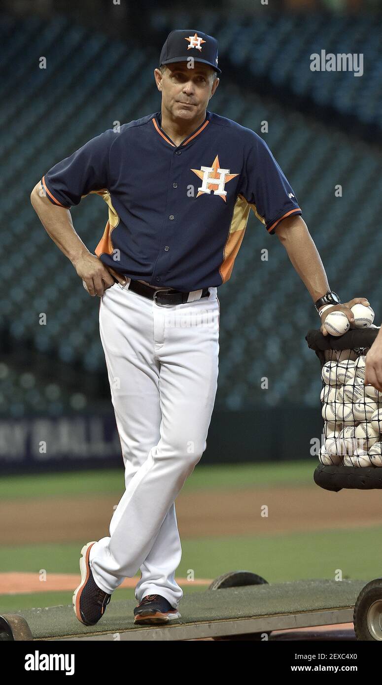 Houston Astros bench coach Trey Hillman during a workout on Saturday ...