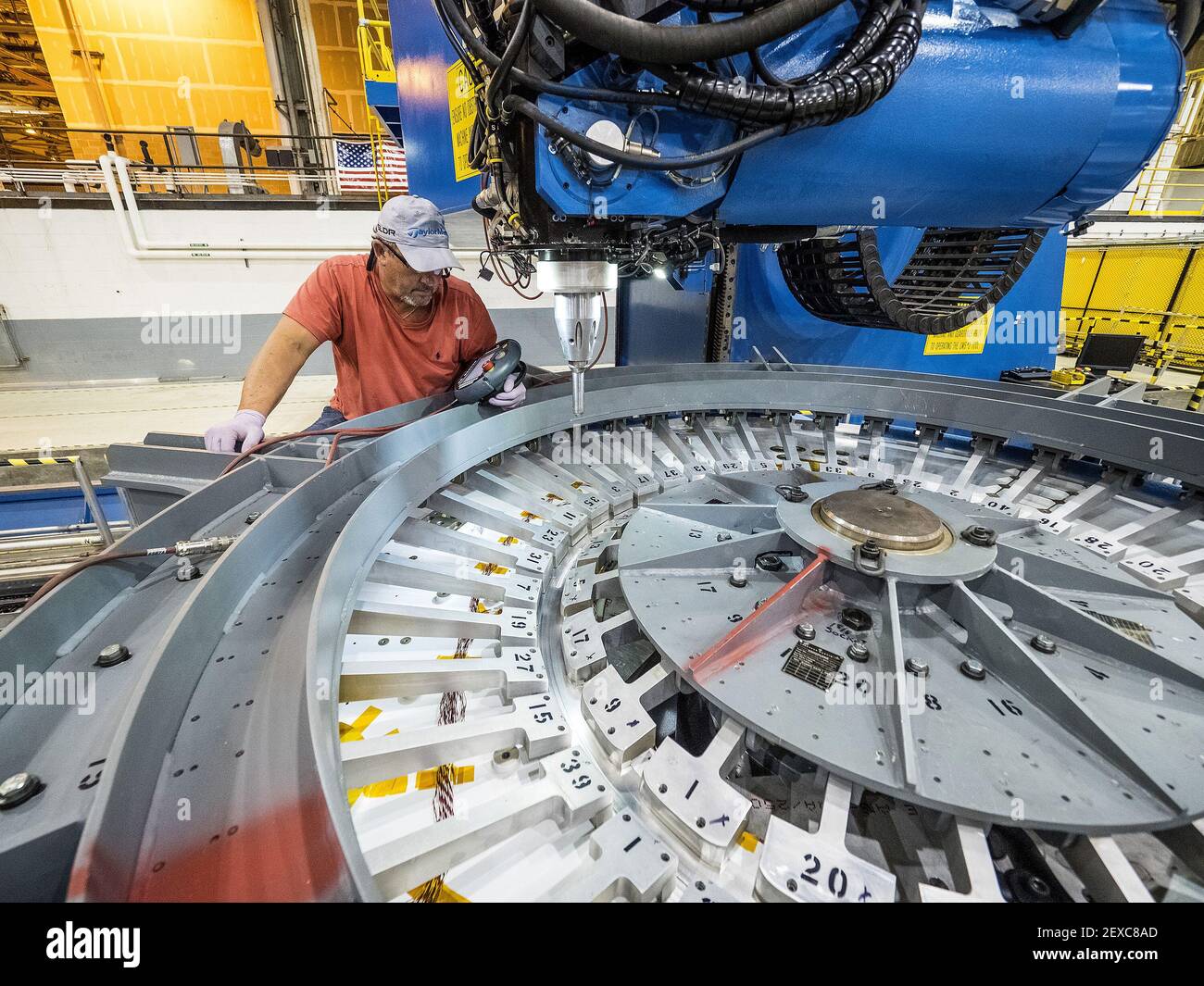 Lockheed Martin engineers at NASA's Michoud Assembly Facility in New ...