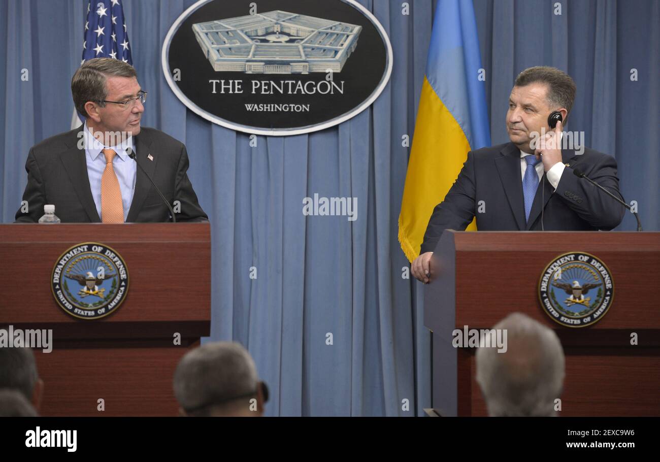 Secretary of Defense Ash Carter and Ukraine's Minister of Defense ...