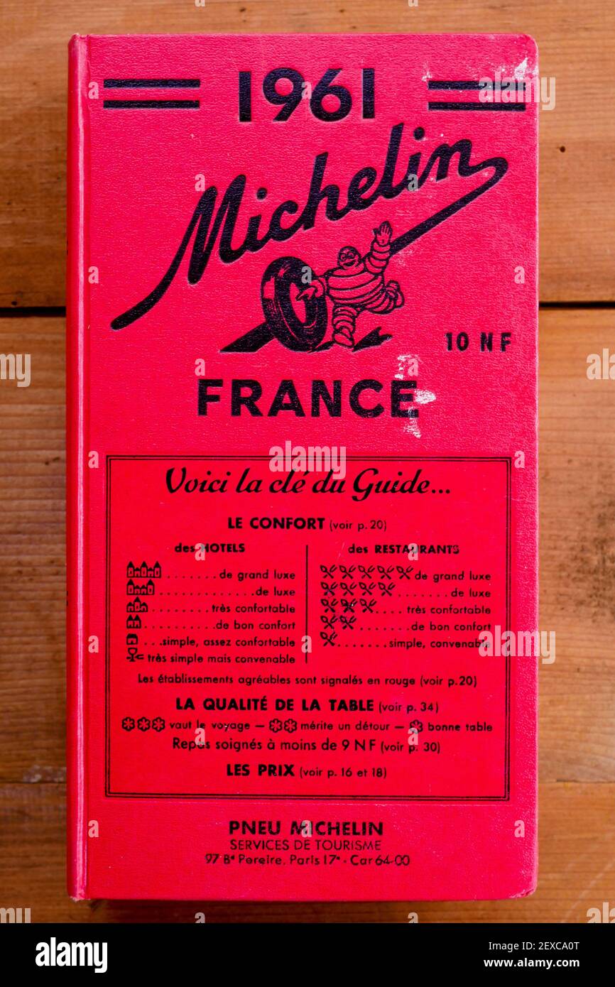 Cover of a vintage Michelin red Guide, France, 1961 Stock Photo - Alamy