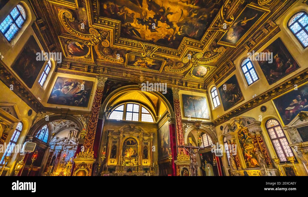 Chiesa di san giuliani hi-res stock photography and images - Alamy