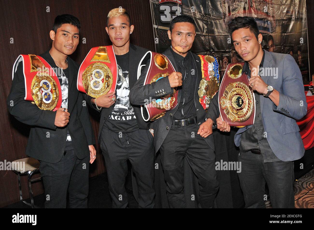 (L-R) Boxers from the Philippines Mark "Magnifico" Magsayo, "Prince ...