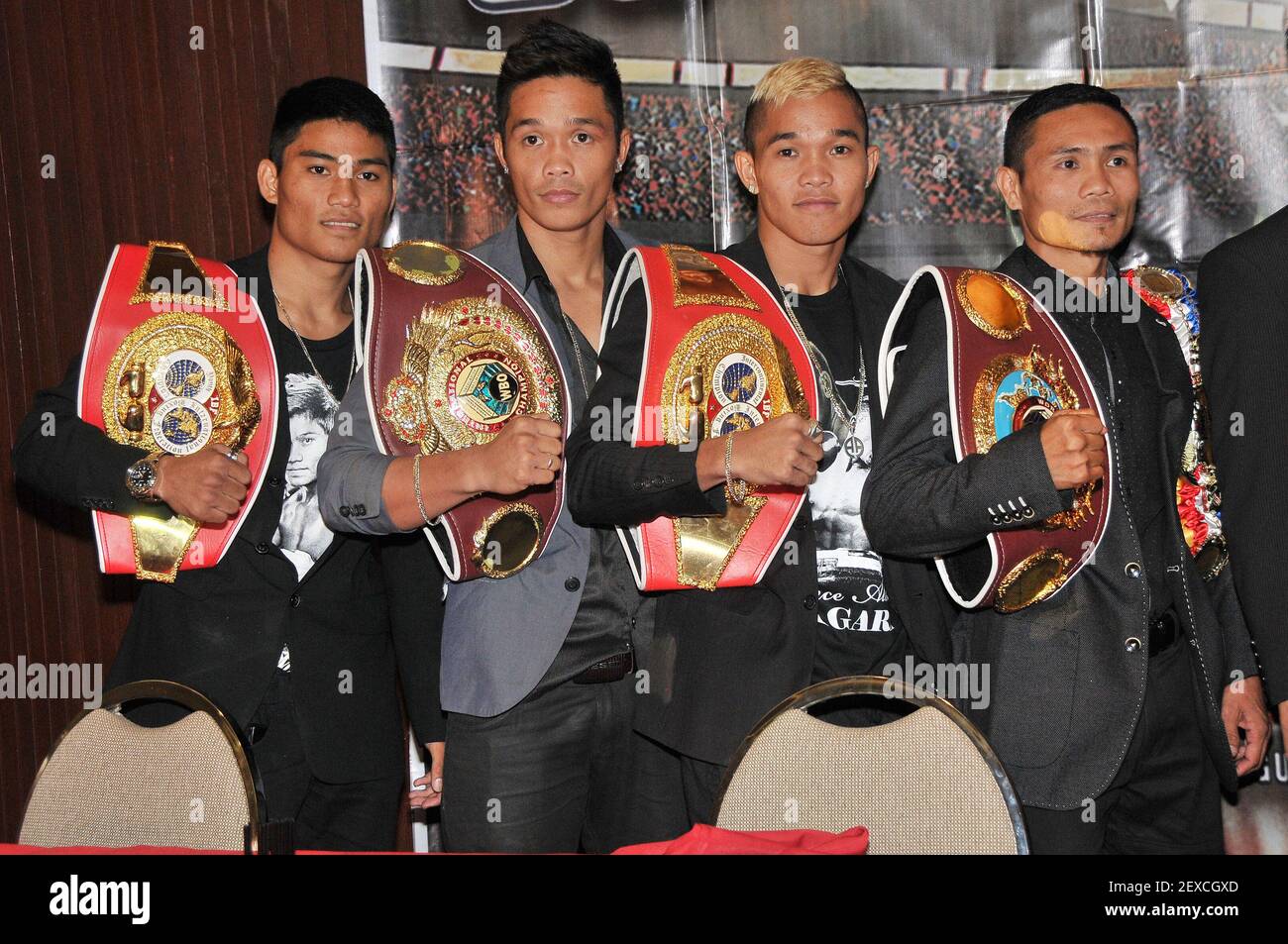 (L-R) Boxers from the Philippines Mark "Magnifico" Magsayo, Jason "El ...