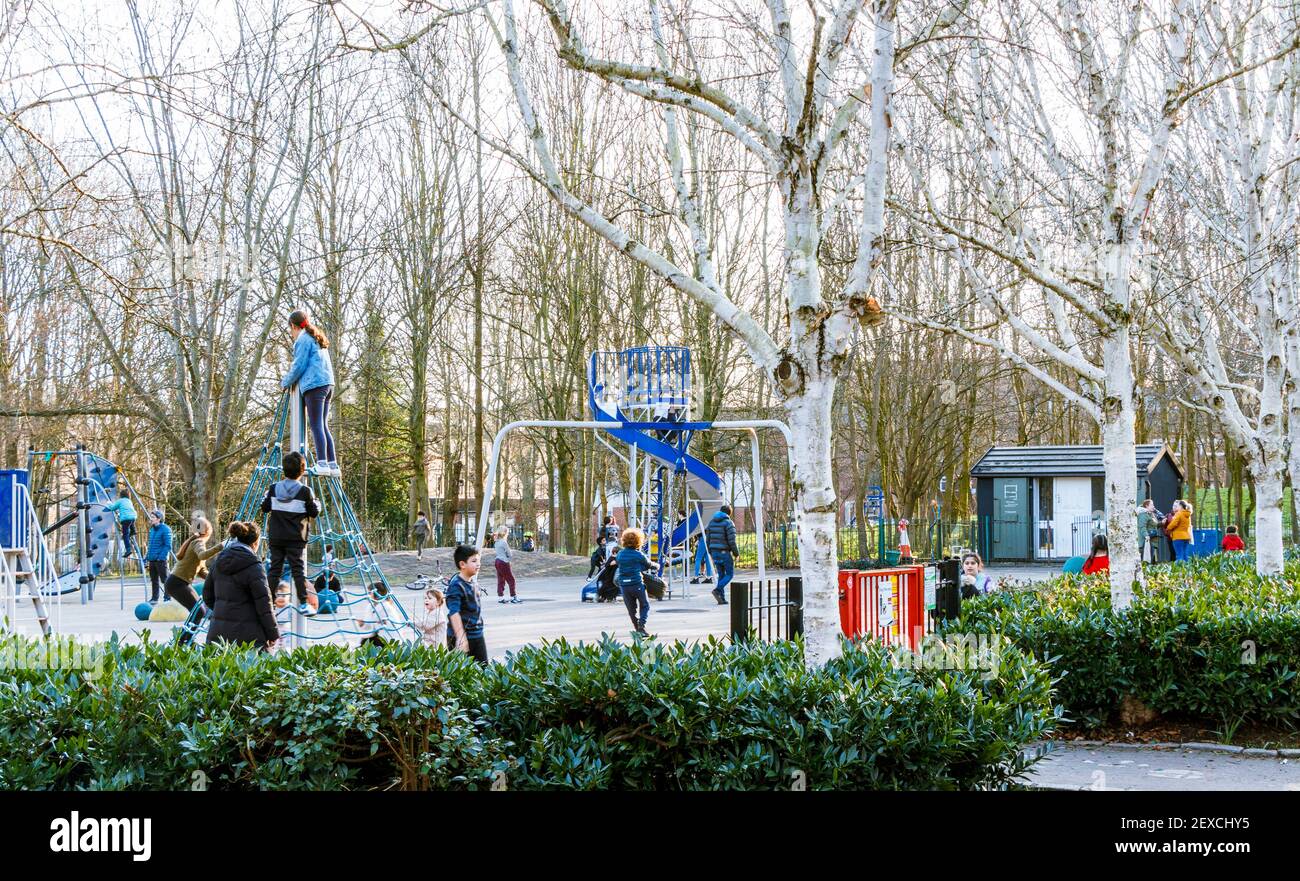 Playground children uk hi-res stock photography and images - Alamy