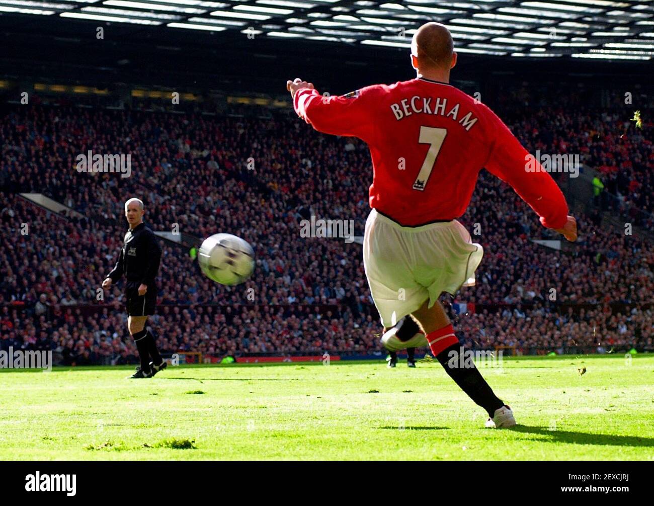Leeds v man utd hi-res stock photography and images - Alamy