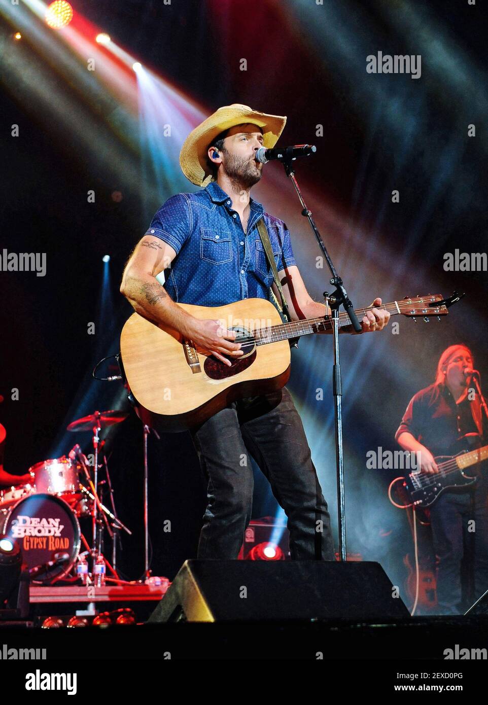 16 October 2015 - Hamilton, Ontario, Canada. Canadian country music ...
