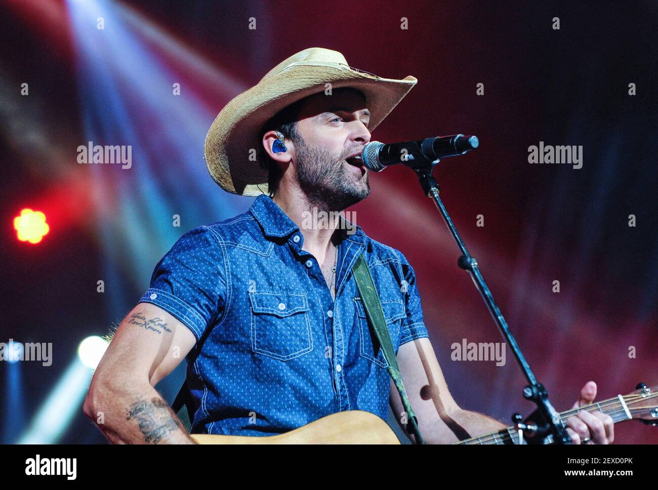 16 October 2015 - Hamilton, Ontario, Canada. Canadian country music ...