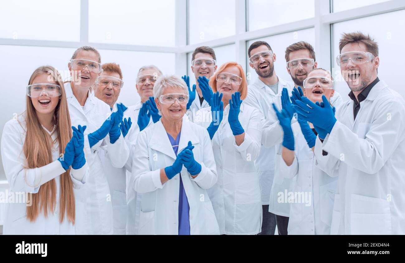 Scientists large laboratory group hi-res stock photography and images ...