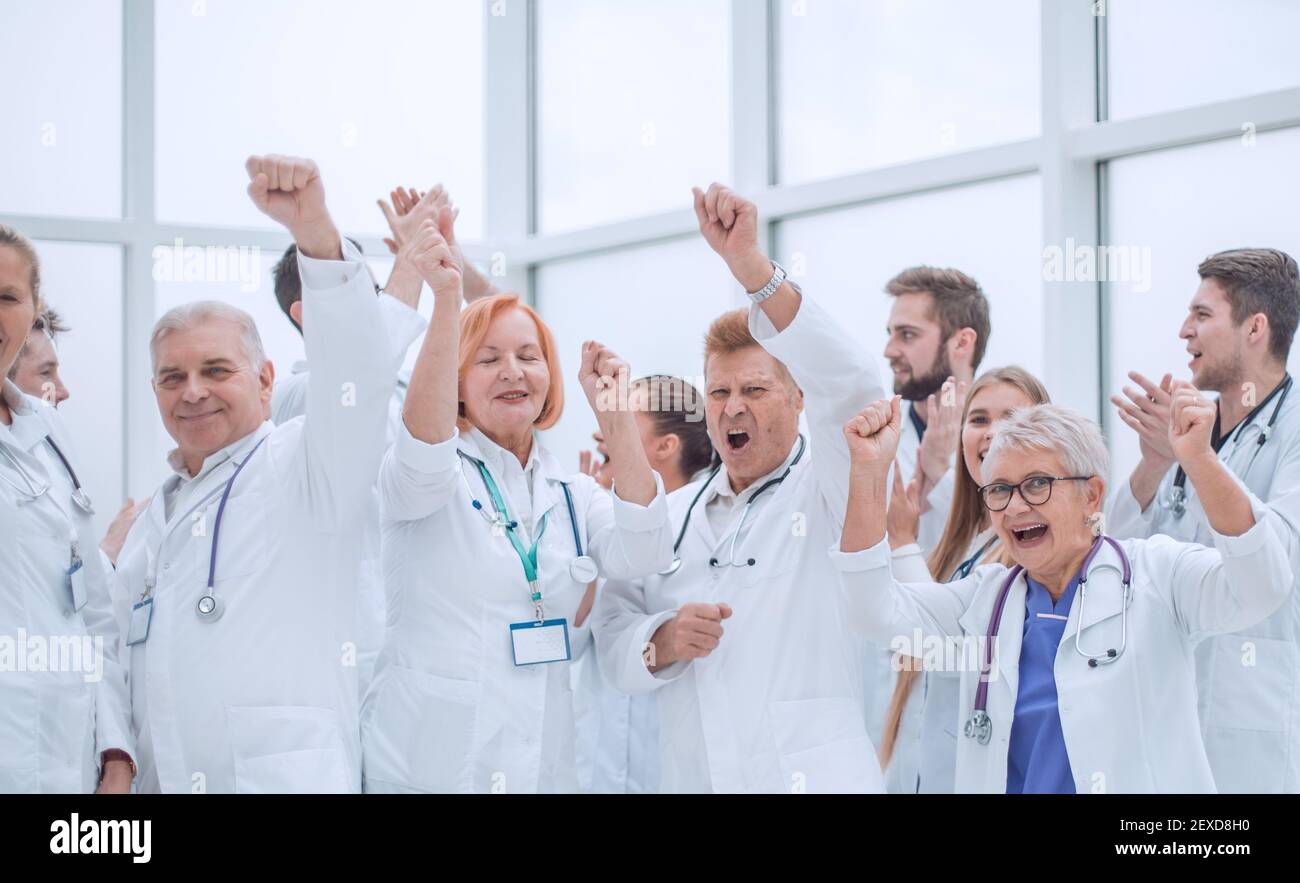 large group of diverse doctors celebrating together Stock Photo - Alamy large group of diverse doctors celebrating together Stock Photo - Alamy