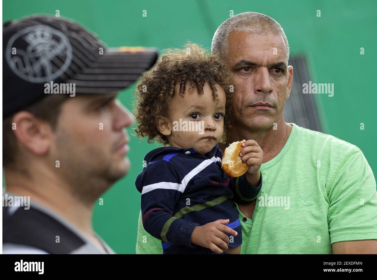 Cuban migrants Angel Reyna Rojas, Shairas Zakir Pino Espinosa, 1 and a ...