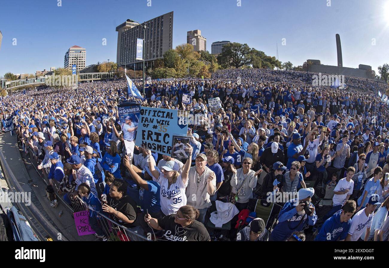 Kansas City Royals fans during the team's World Series celebration on ...