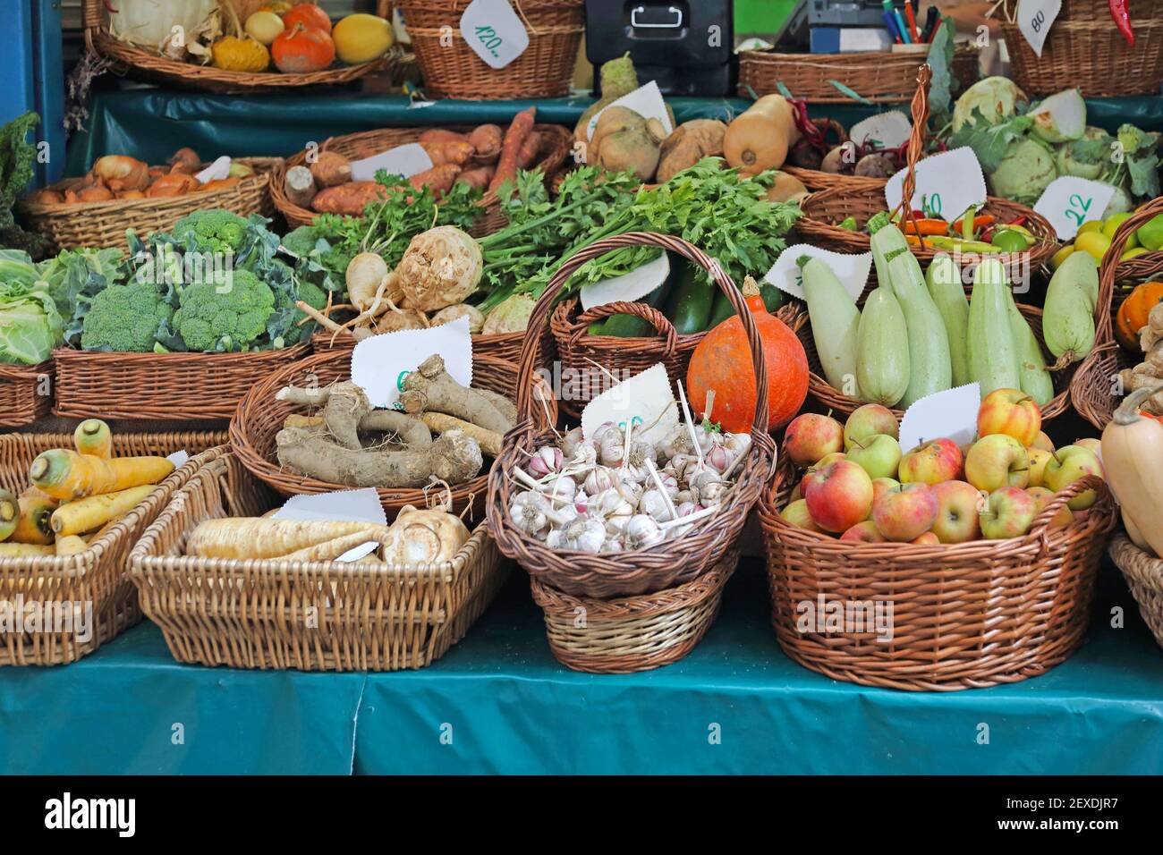 Vegetables Produce in Baskets at Farmers Market Stall Stock Photo - Alamy