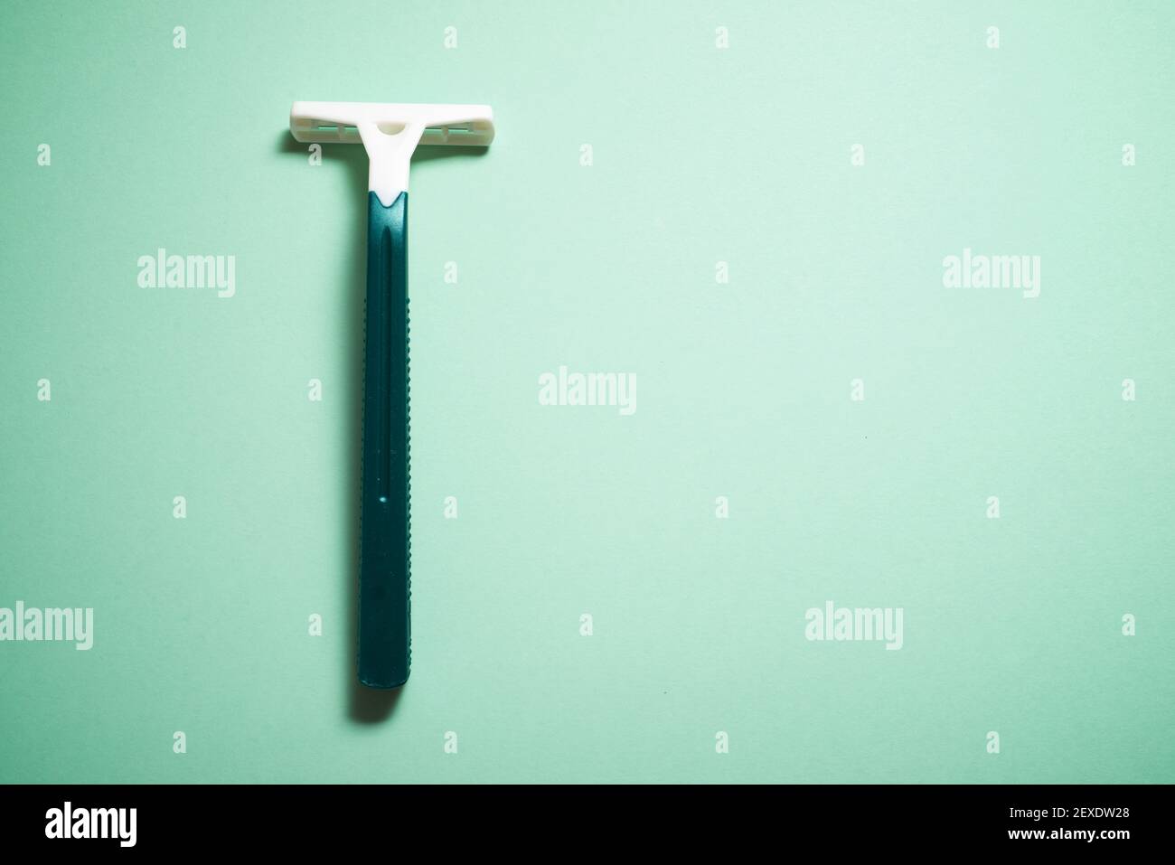 Quality shave hi-res stock photography and images - Alamy