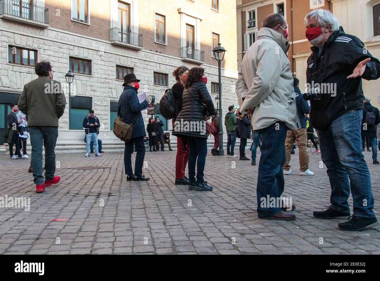Rome, Italy. 04th Mar, 2021. Rome 4 March, Piazza San Silvestro, Dozens ...