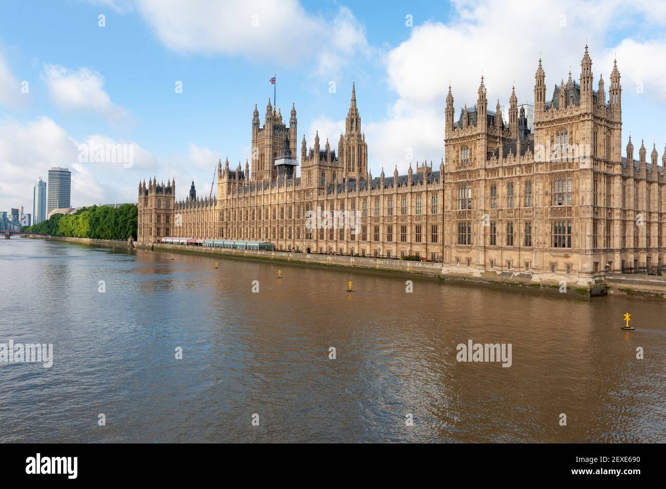 London house of parliment skyline hi-res stock photography and images ...